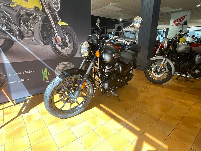 Royal Enfield Meteor 350 Stellar - Motoraldia